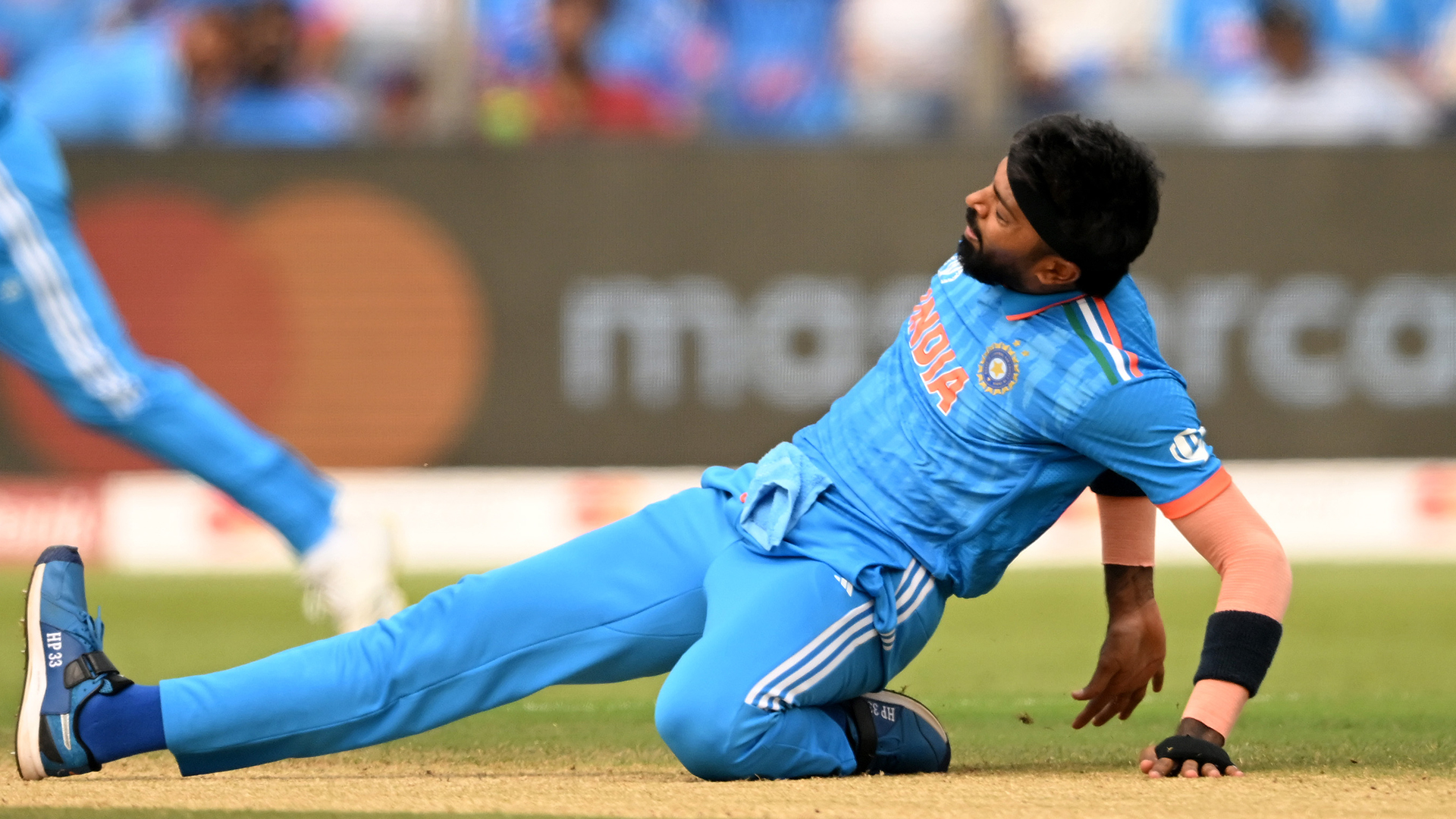 Shock News: India's Key All-Rounder Out for NZ Showdown!