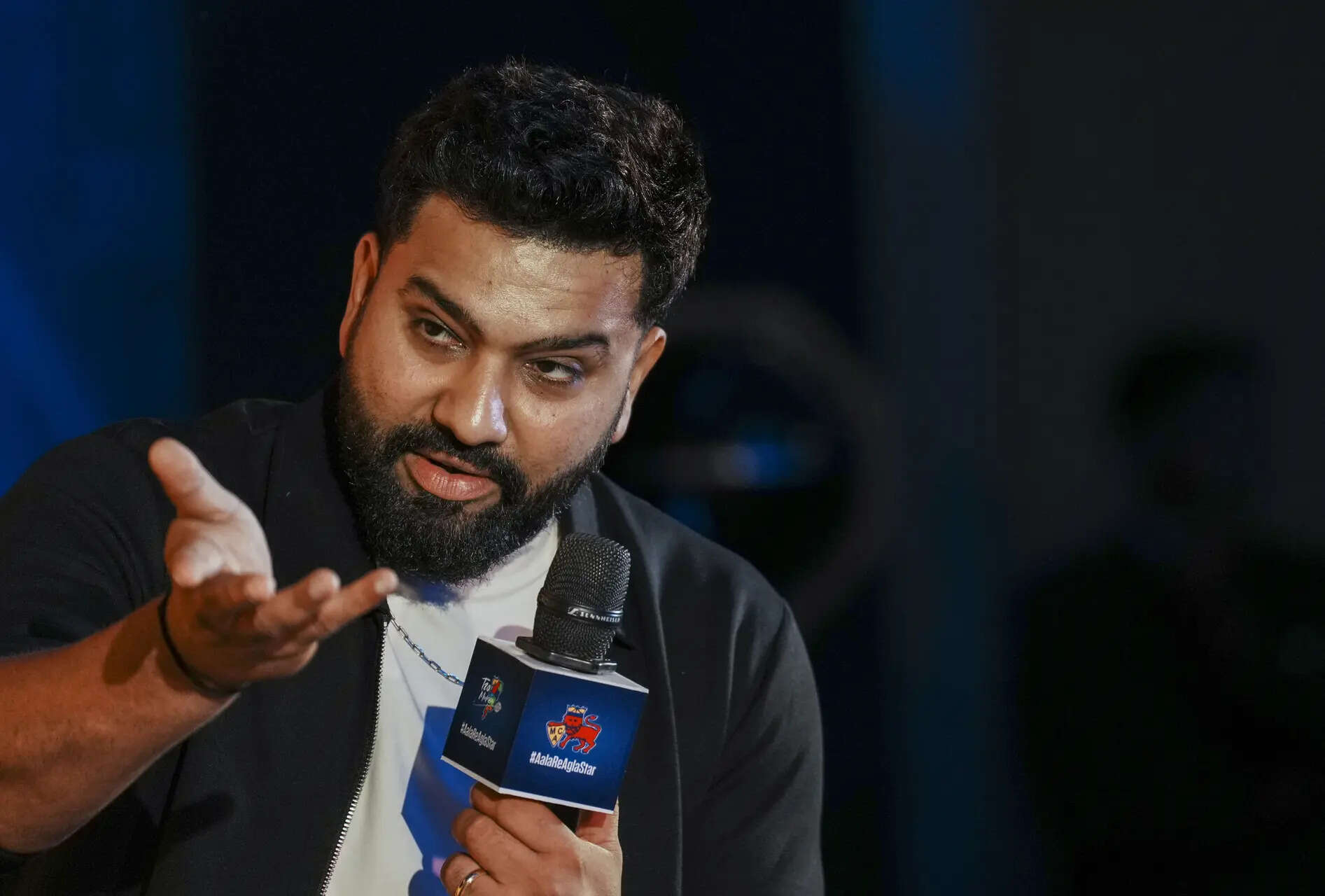 Rohit Sharma Viral Video: Hilarious ‘Gandi Baatein’ Comment on Team ...